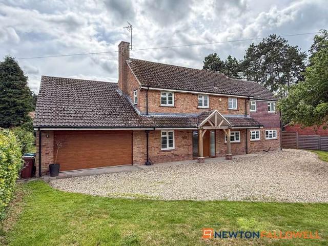 5 Bedroom Property