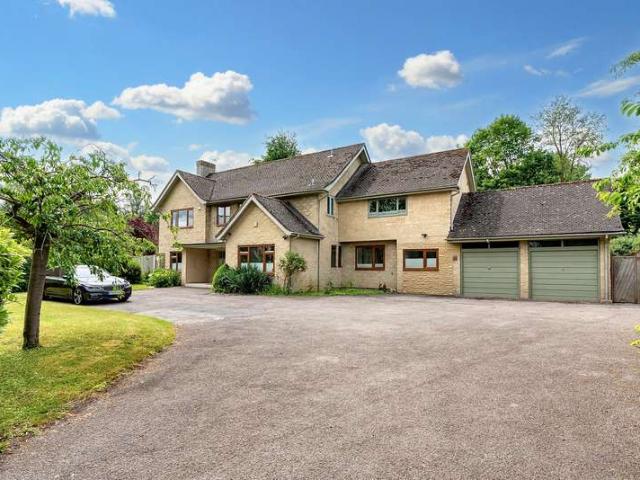 5 Bedroom Property