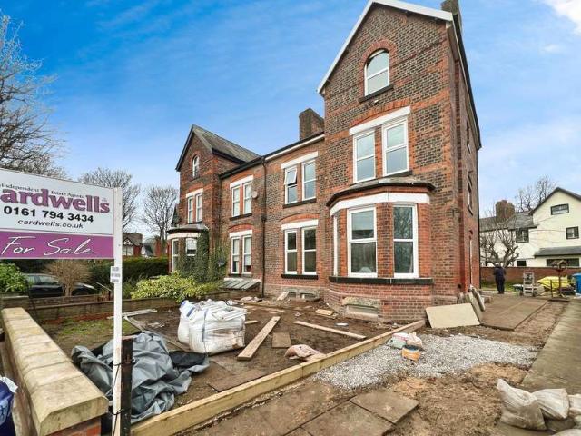 5 Bedroom Property
