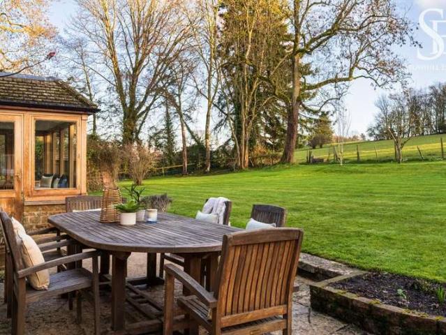 5 Bedroom Property
