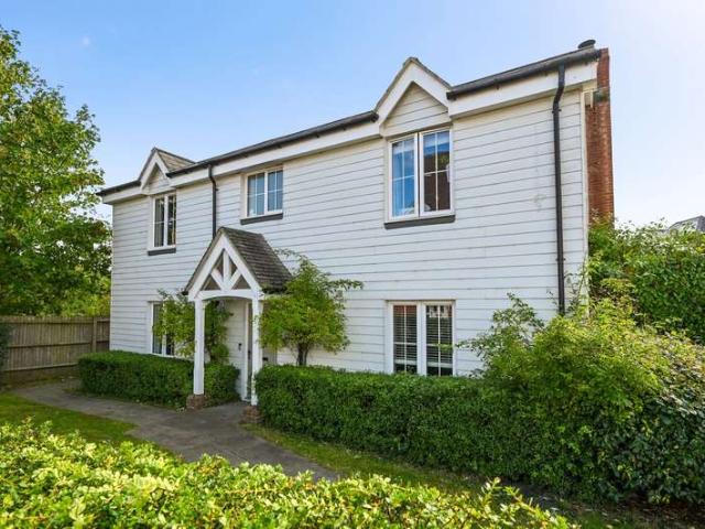 5 Bedroom Property