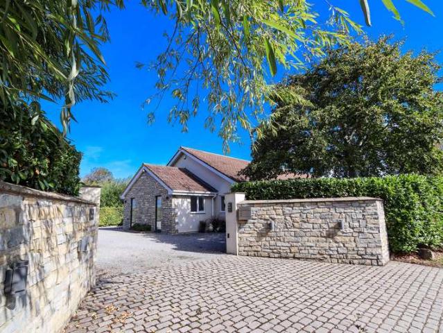 5 Bedroom Property