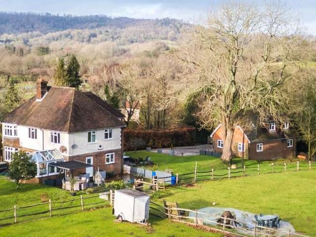 5 Bedroom Property