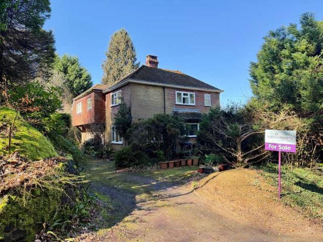 5 Bedroom Property
