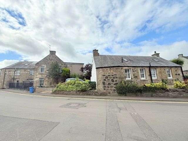 5 Bedroom Property