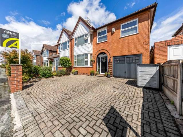 5 Bedroom Property