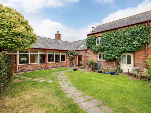 5 Bedroom Property