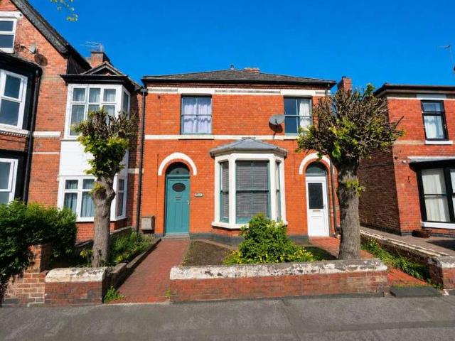 5 Bedroom Property
