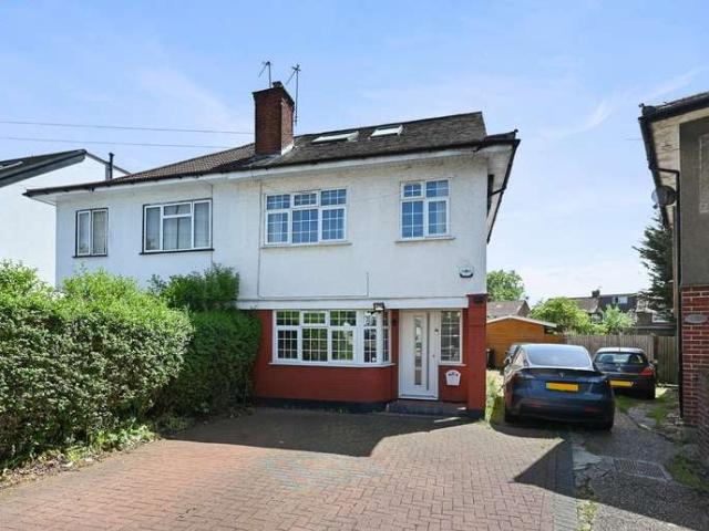 5 Bedroom Property