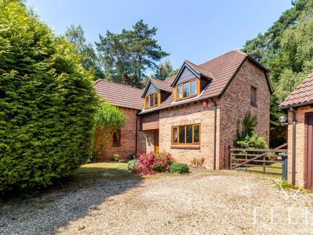 5 Bedroom Property