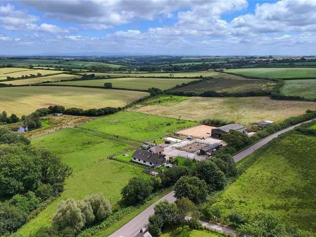 5 Bedroom Property