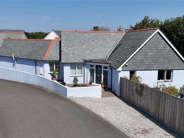 5 Bedroom Property