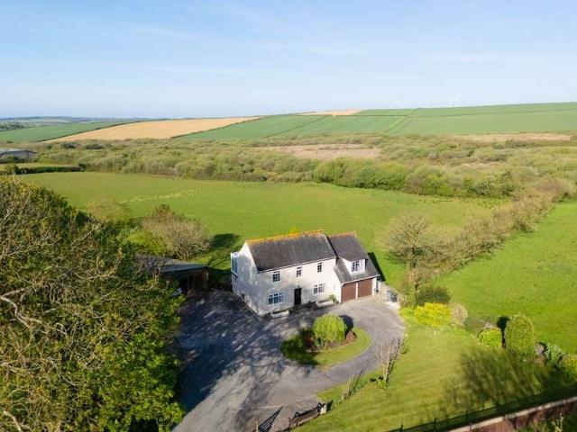 5 Bedroom Property