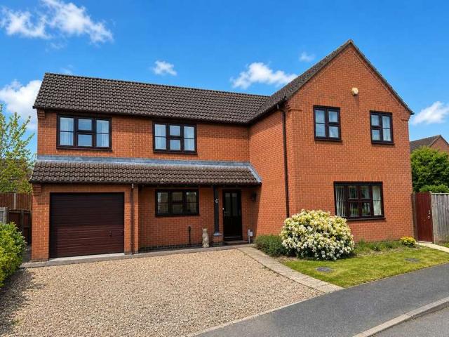 5 Bedroom Property