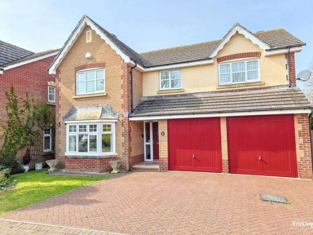5 Bedroom Property