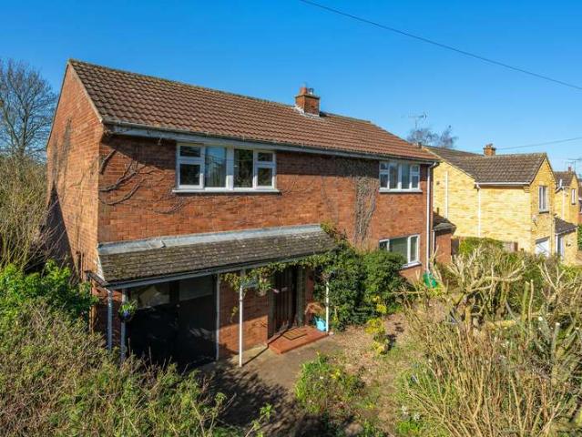5 Bedroom Property
