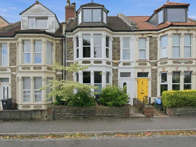 5 Bedroom Property