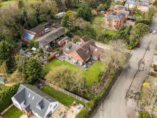 5 Bedroom Property