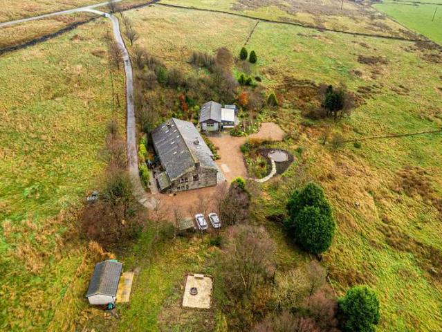 5 Bedroom Property