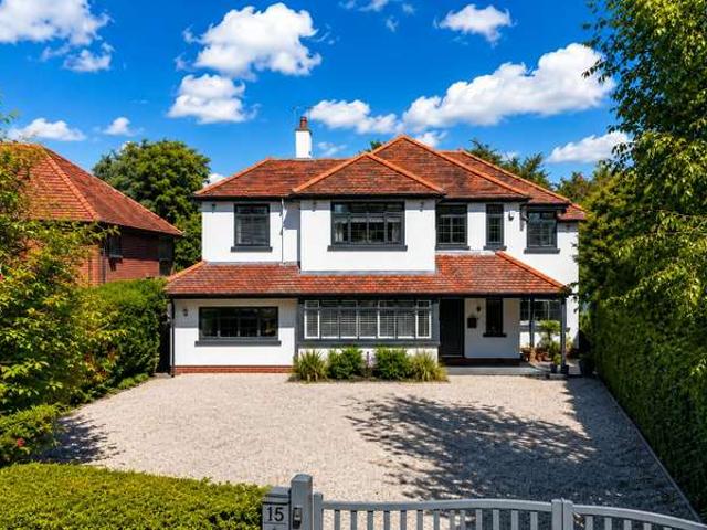 5 Bedroom Property