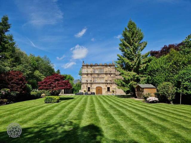 5 Bedroom Property