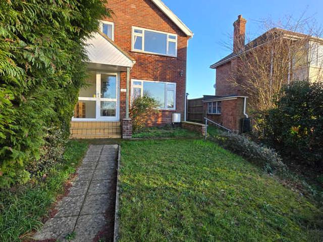 5 Bedroom Property