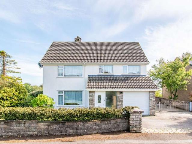 5 Bedroom Property