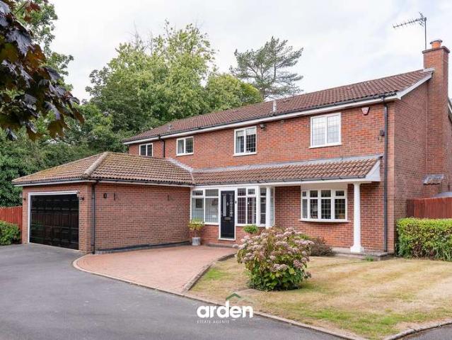 5 Bedroom Property
