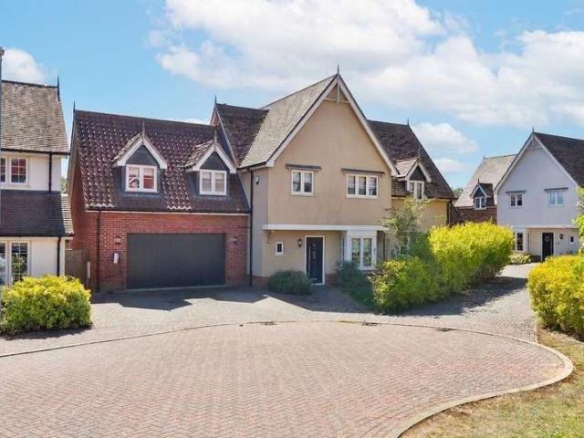 5 Bedroom Property