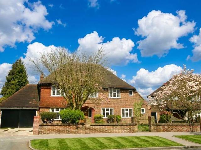 5 Bedroom Property