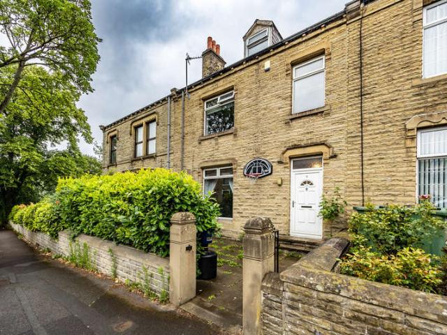 5 Bedroom Property
