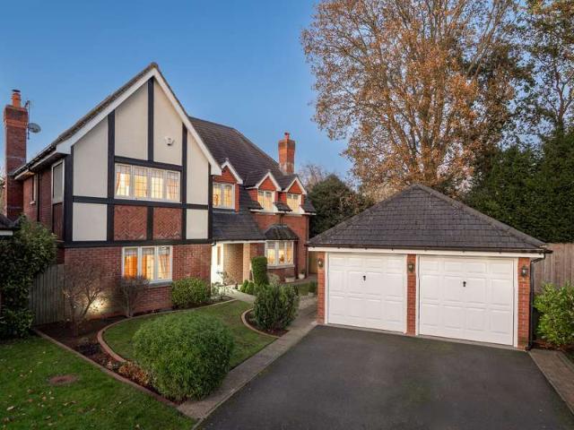 5 Bedroom Property