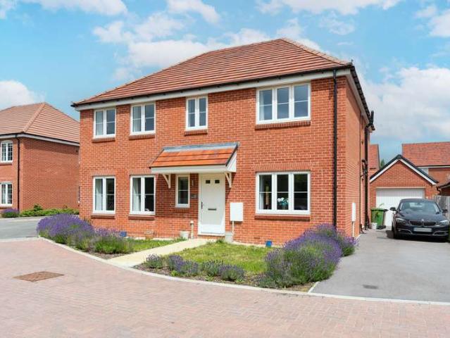 5 Bedroom Property
