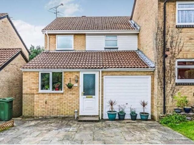 5 Bedroom Property