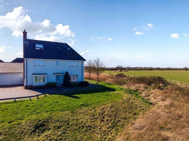5 Bedroom Property