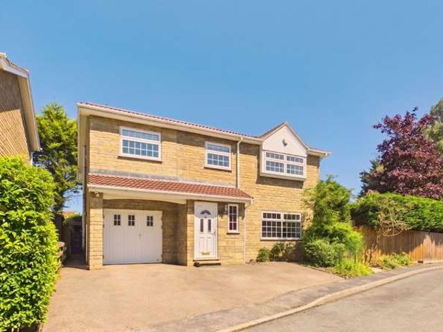 5 Bedroom Property