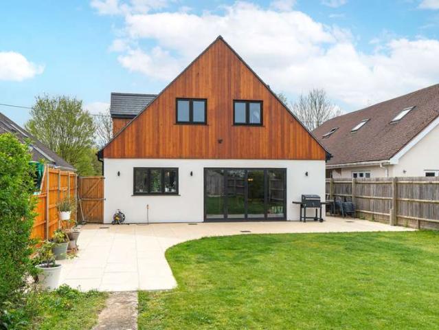 5 Bedroom Property