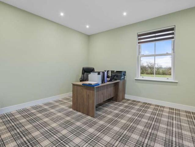 5 Bedroom Property