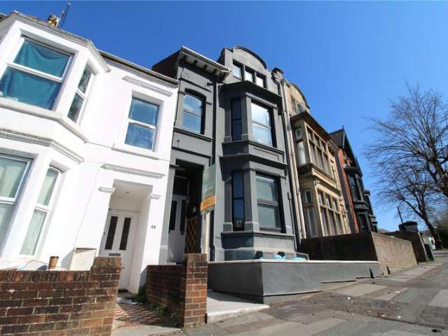 5 Bedroom Property