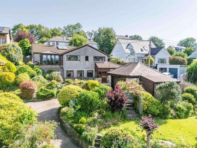 5 Bedroom Property