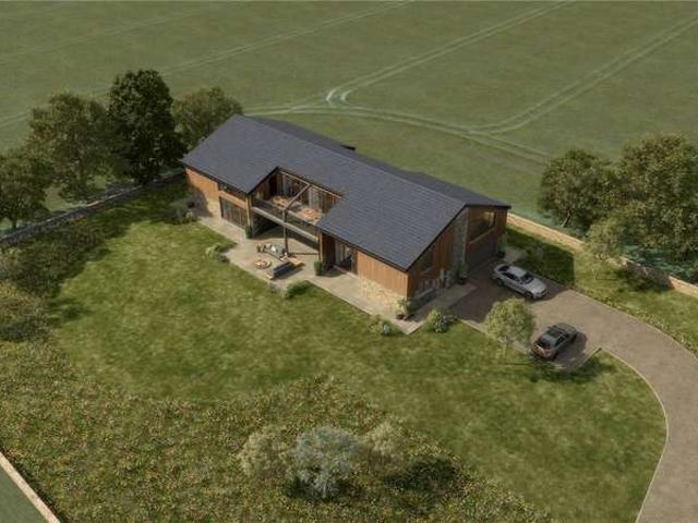 5 Bedroom Property
