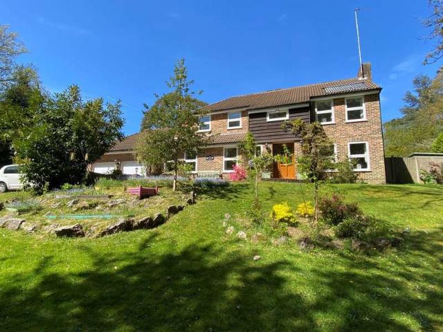 5 Bedroom Property