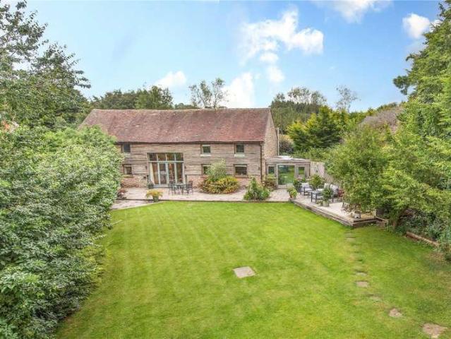 5 Bedroom Property