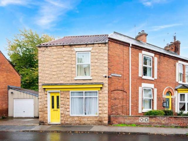 5 Bedroom Property