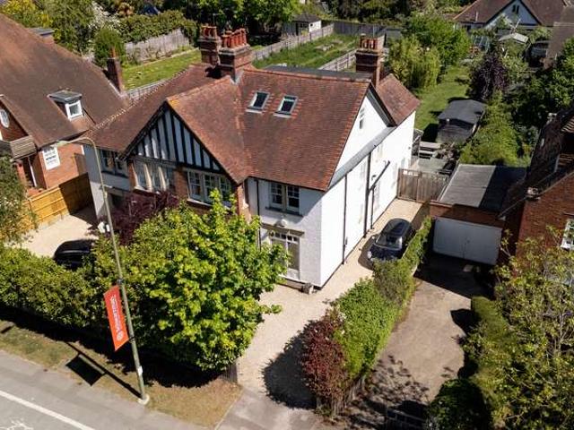 5 Bedroom Property
