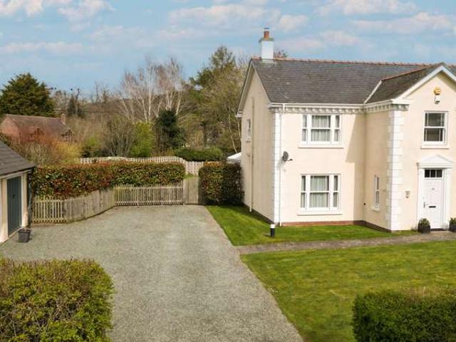 5 Bedroom Property
