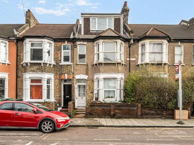 5 Bedroom Property