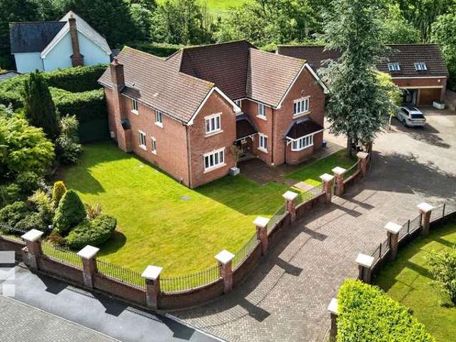 5 Bedroom Property