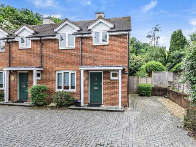5 Bedroom Property