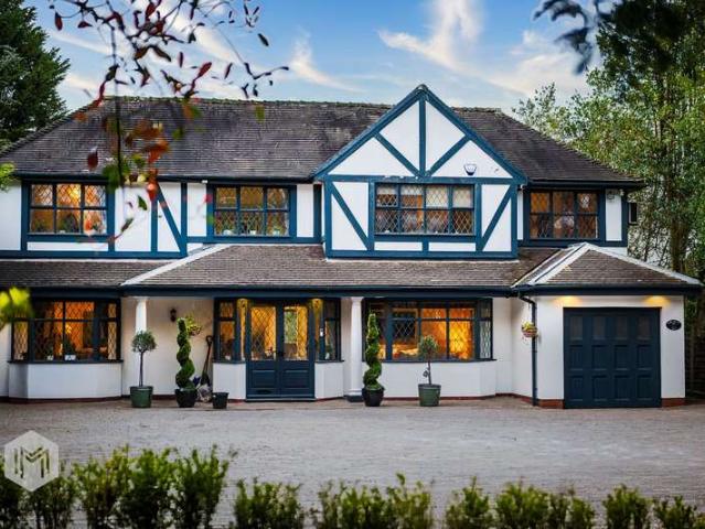5 Bedroom Property